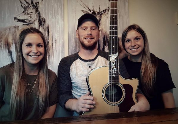 Marie-Christine Bouffard, Sarah-Michelle Bouffard et Gabriel Béchard au ...